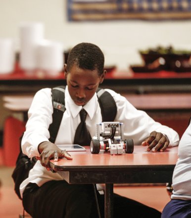 Using robots to teach stem | Education | miamitimesonline.com