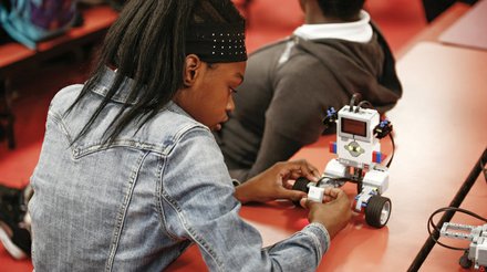 Using robots to teach stem | Education | miamitimesonline.com