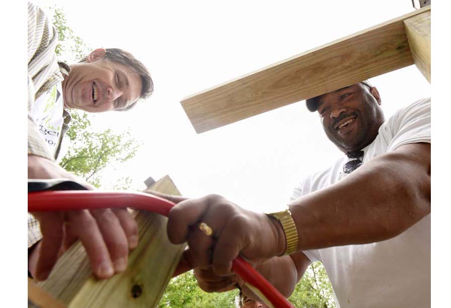 Volunteers to help fix up homes for elderly during Affordable Housing ...