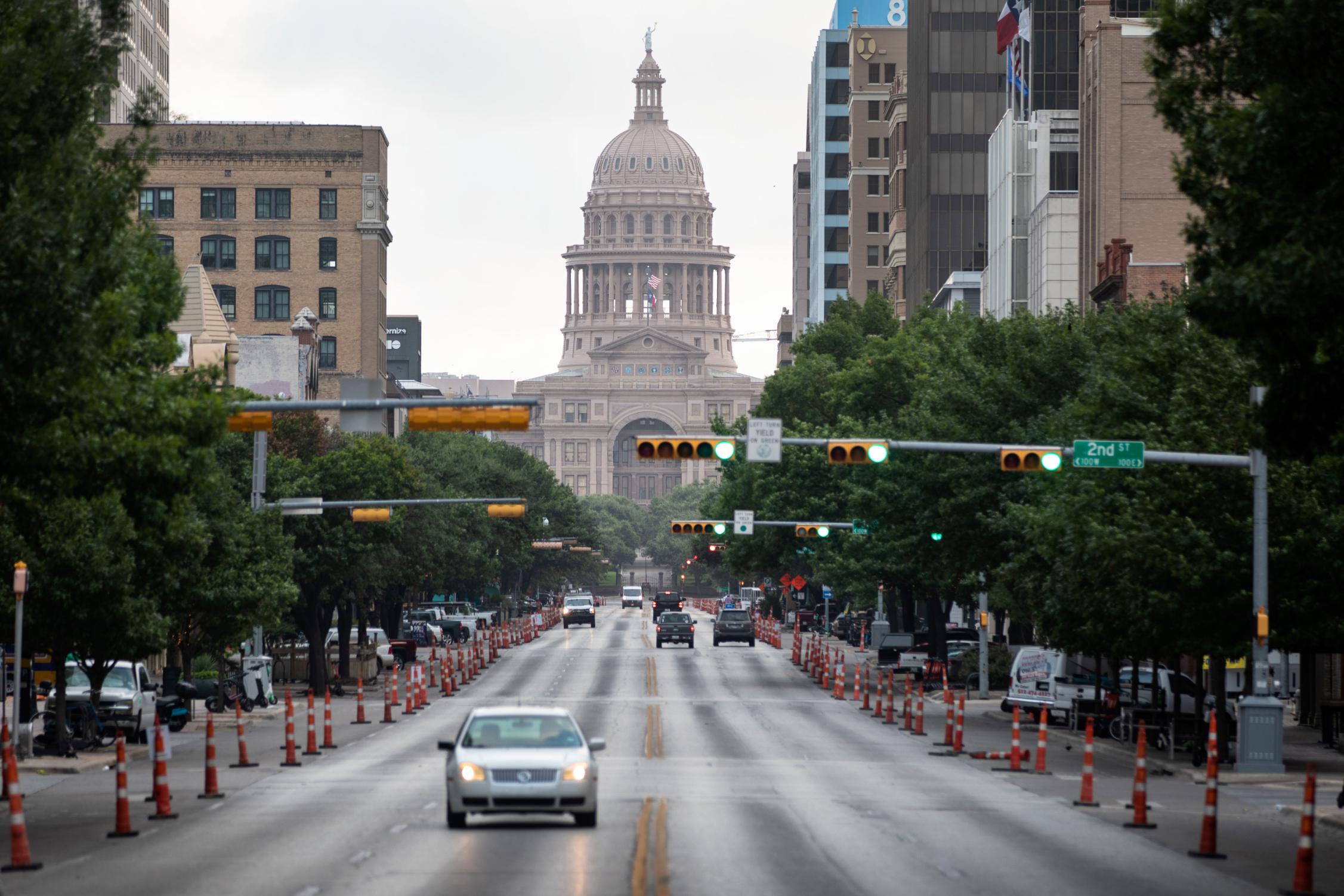 Texas Senate passes elections bill after 15-hour filibuster from ...