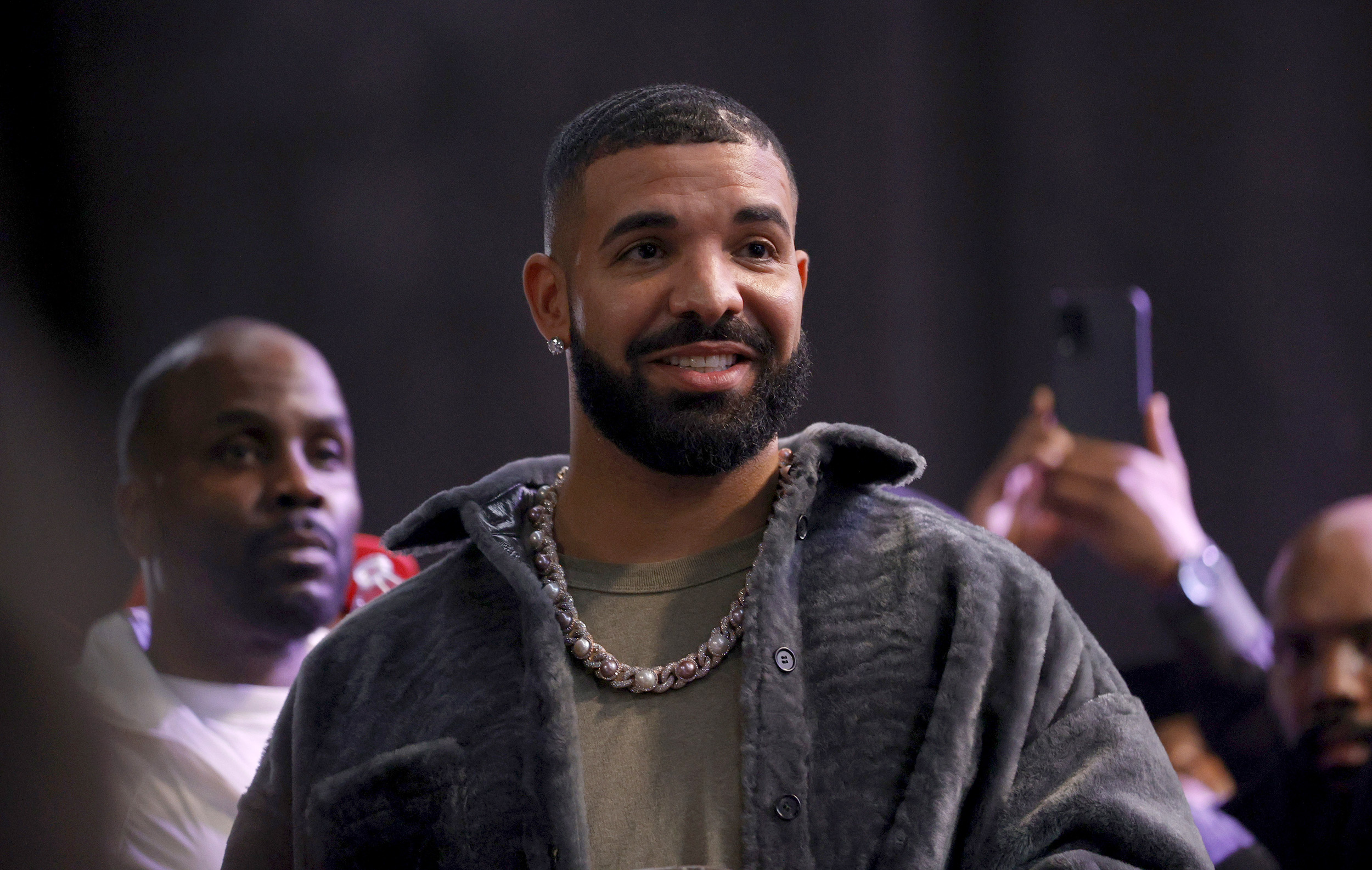 Drake says he's tested positive for Covid and postpones Young Money ...