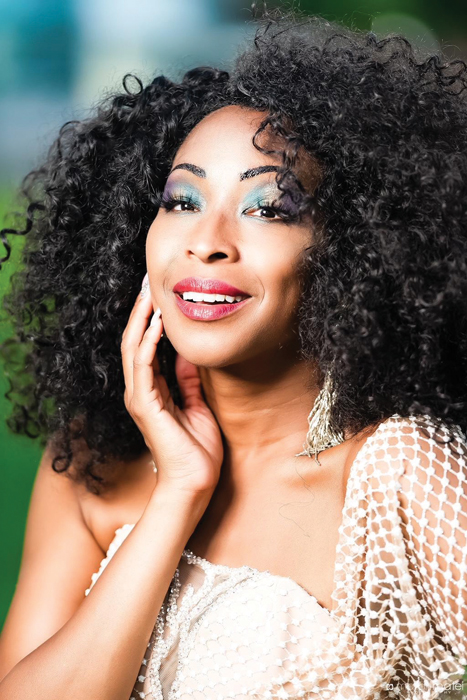 Pop, jazz and soul artist N’Kenge performs with Richmond Symphony ...