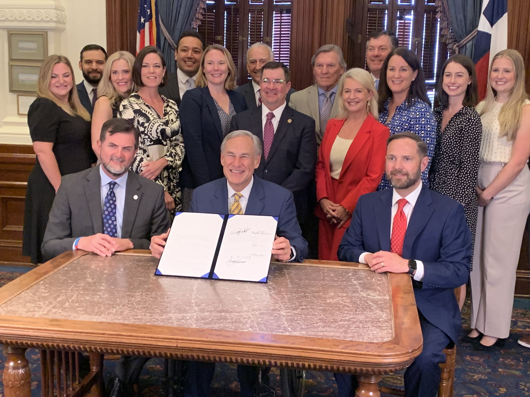 Small Businesses Applaud Governor Abbott’s Signature of Texas ...