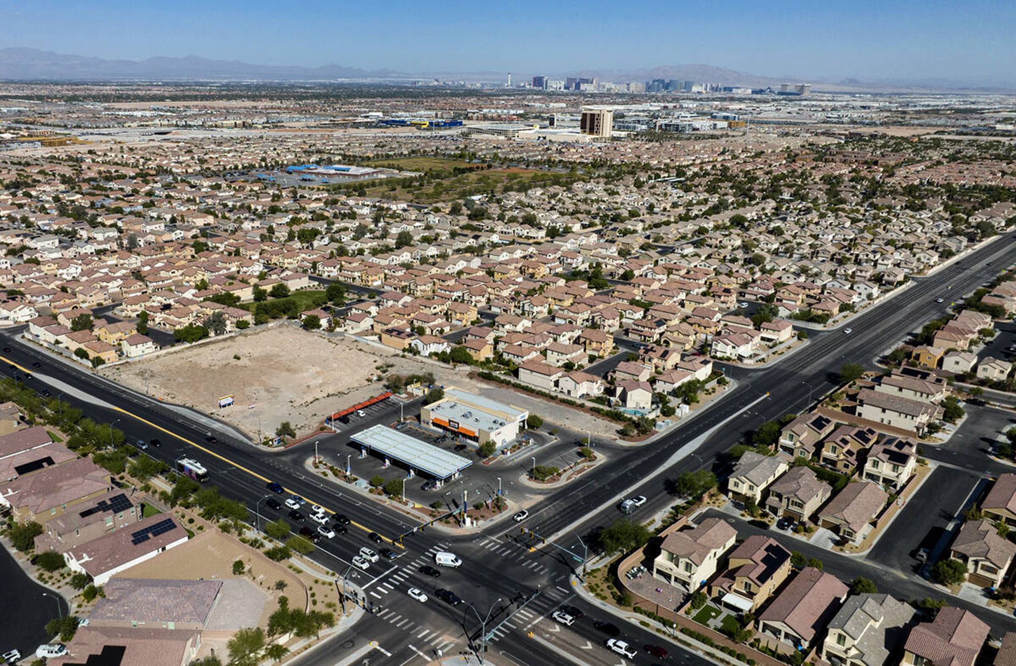 Mortgage rates in America dropped to their lowest level since June ...