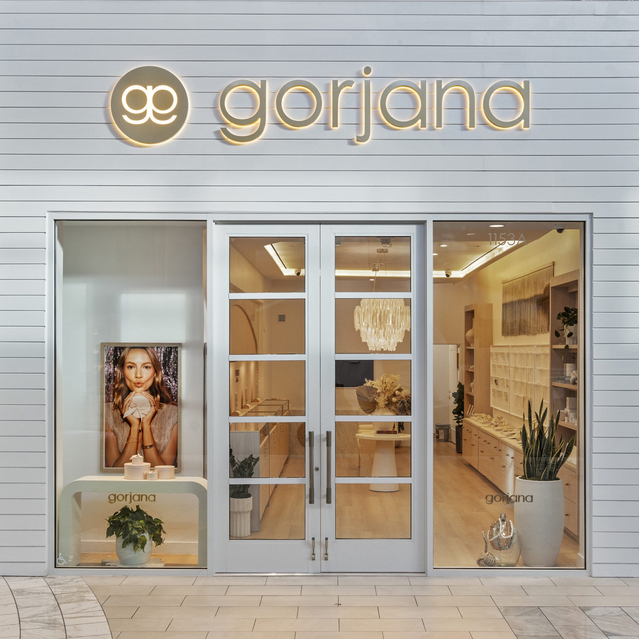 Southern California Jewelry Brand gorjana Continues Texas Expansion ...