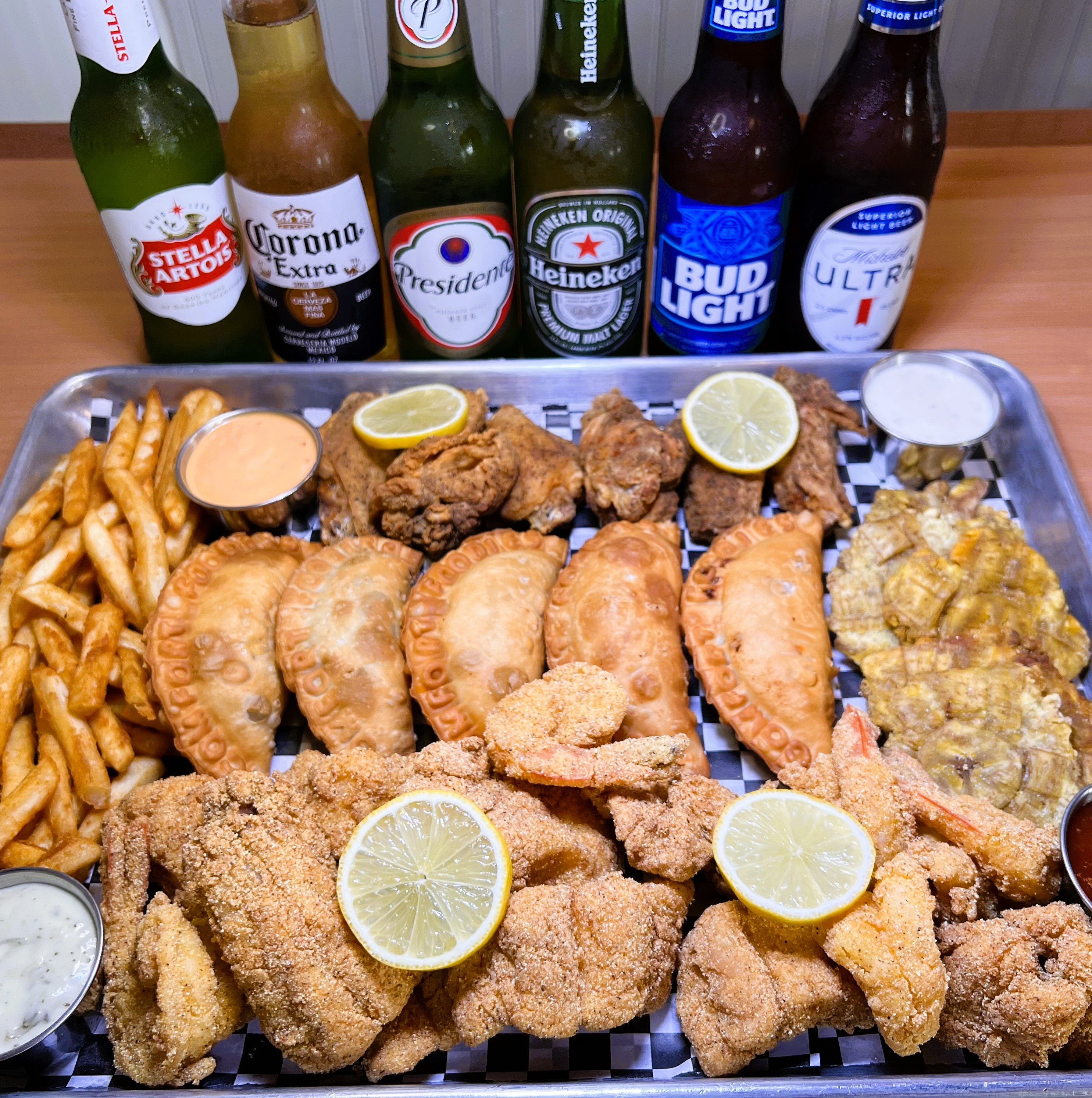 Comfort Foodies’ ‘Pick 6 Game Day Package’ Elevates Super Bowl Sunday ...