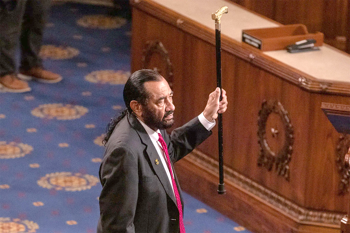 Representative Al Green's Decisive Vote from a Wheelchair Thwarts ...