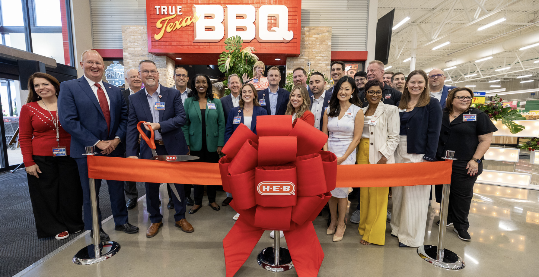 H-E-B Expands Its Footprint: Second Store Opens in Frisco, Texas ...