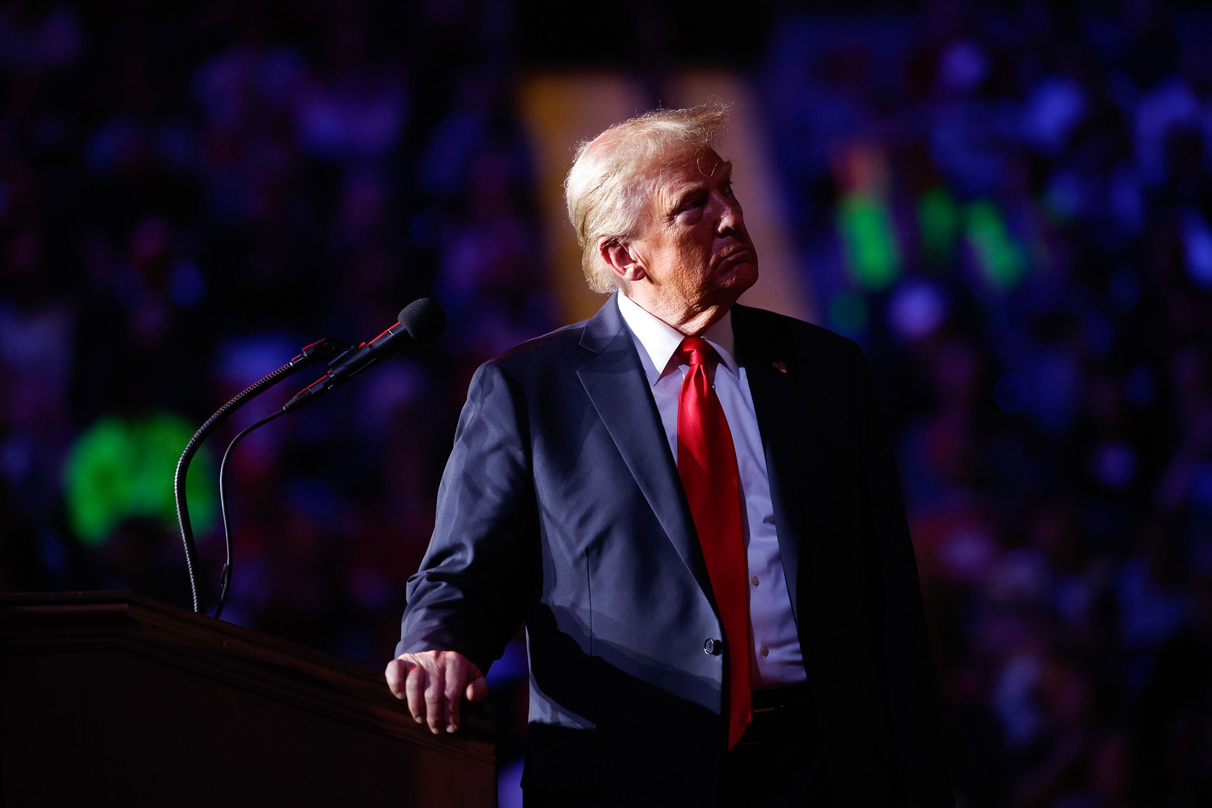 Trump sues CBS over ‘60 Minutes’ interview with Harris. Legal experts ...