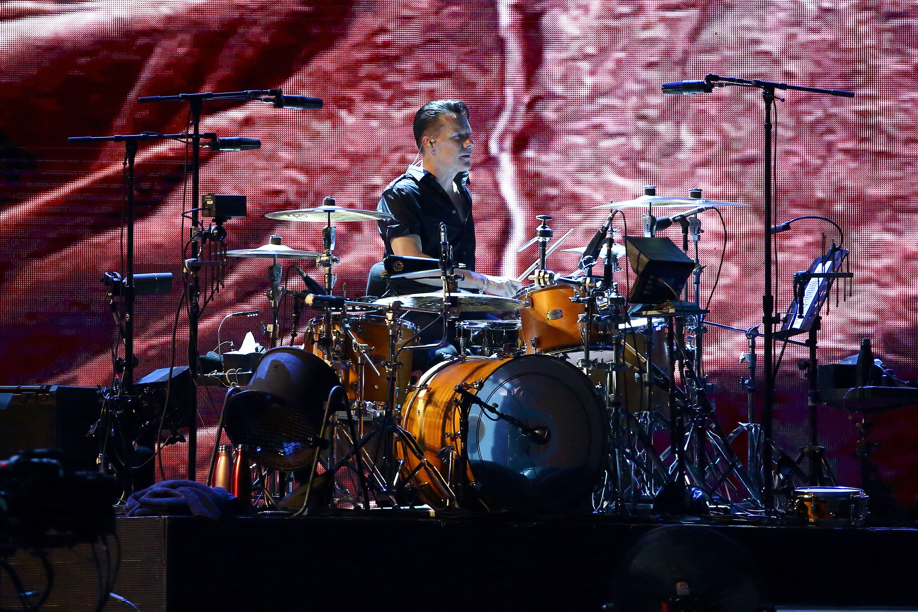 U2 drummer Larry Mullen Jr. has condition that makes counting bars ...