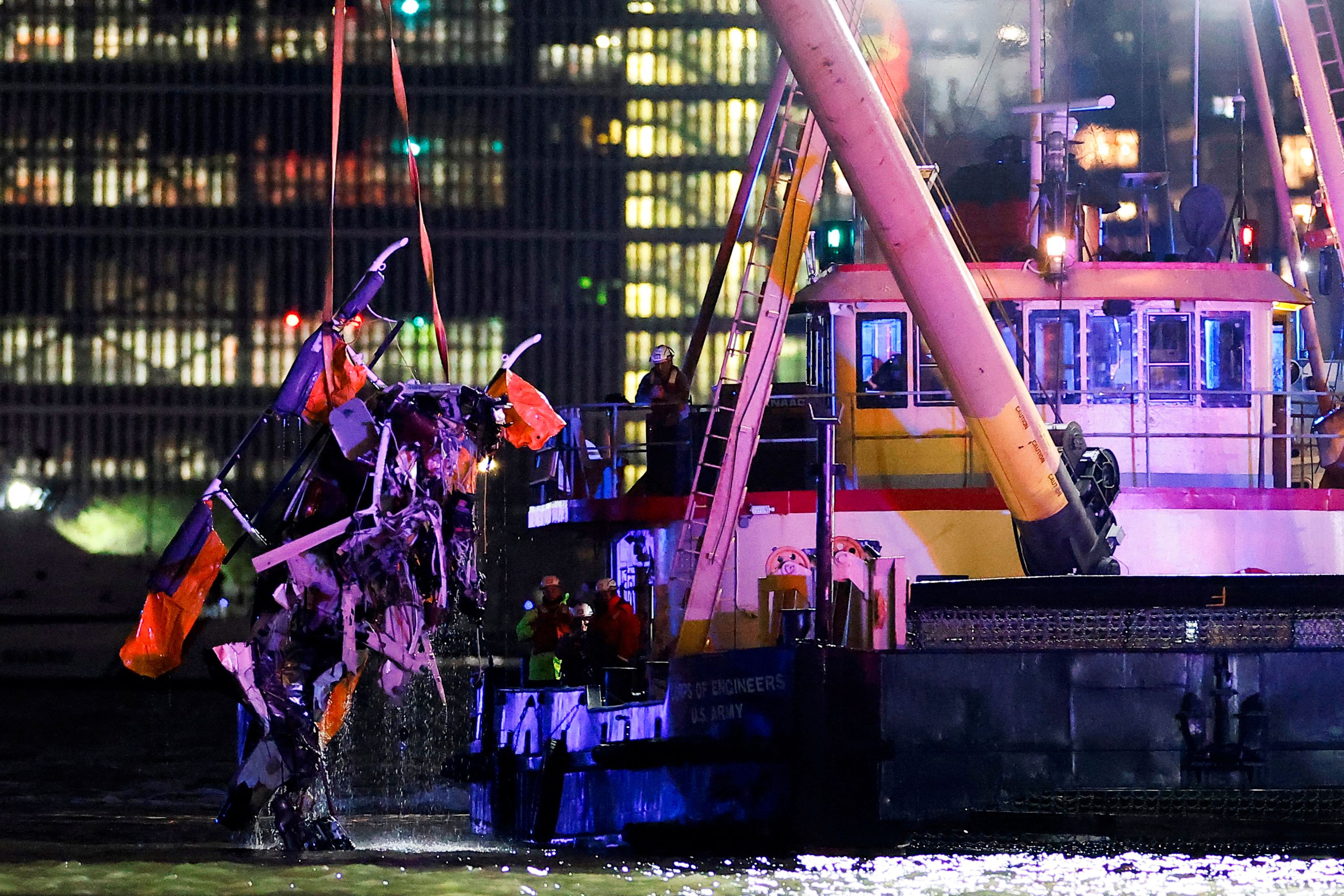 A helicopter crash left a Siemens executive, his family and their pilot ...