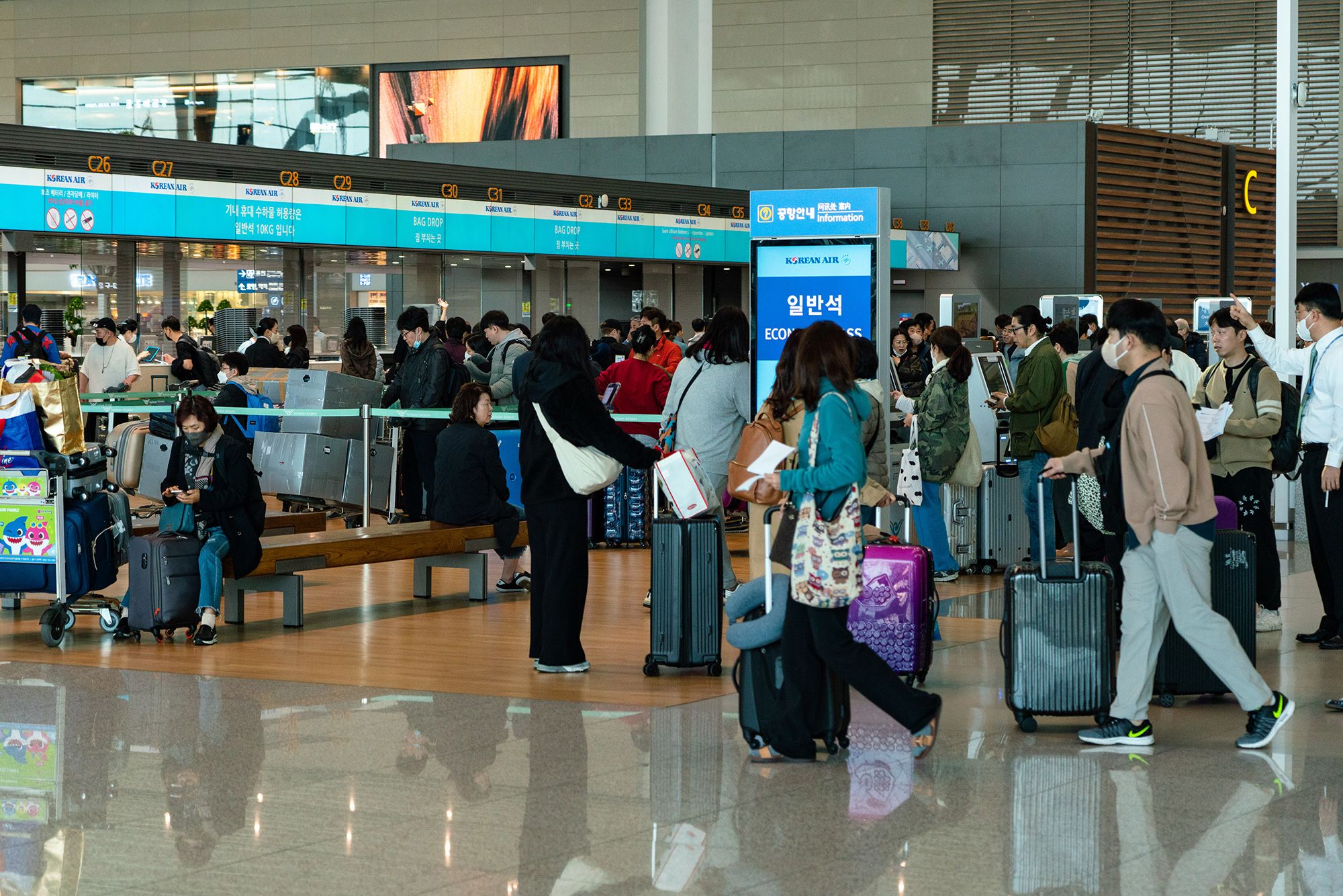 They became millionaires – in frequent flyer points | Houston Style ...