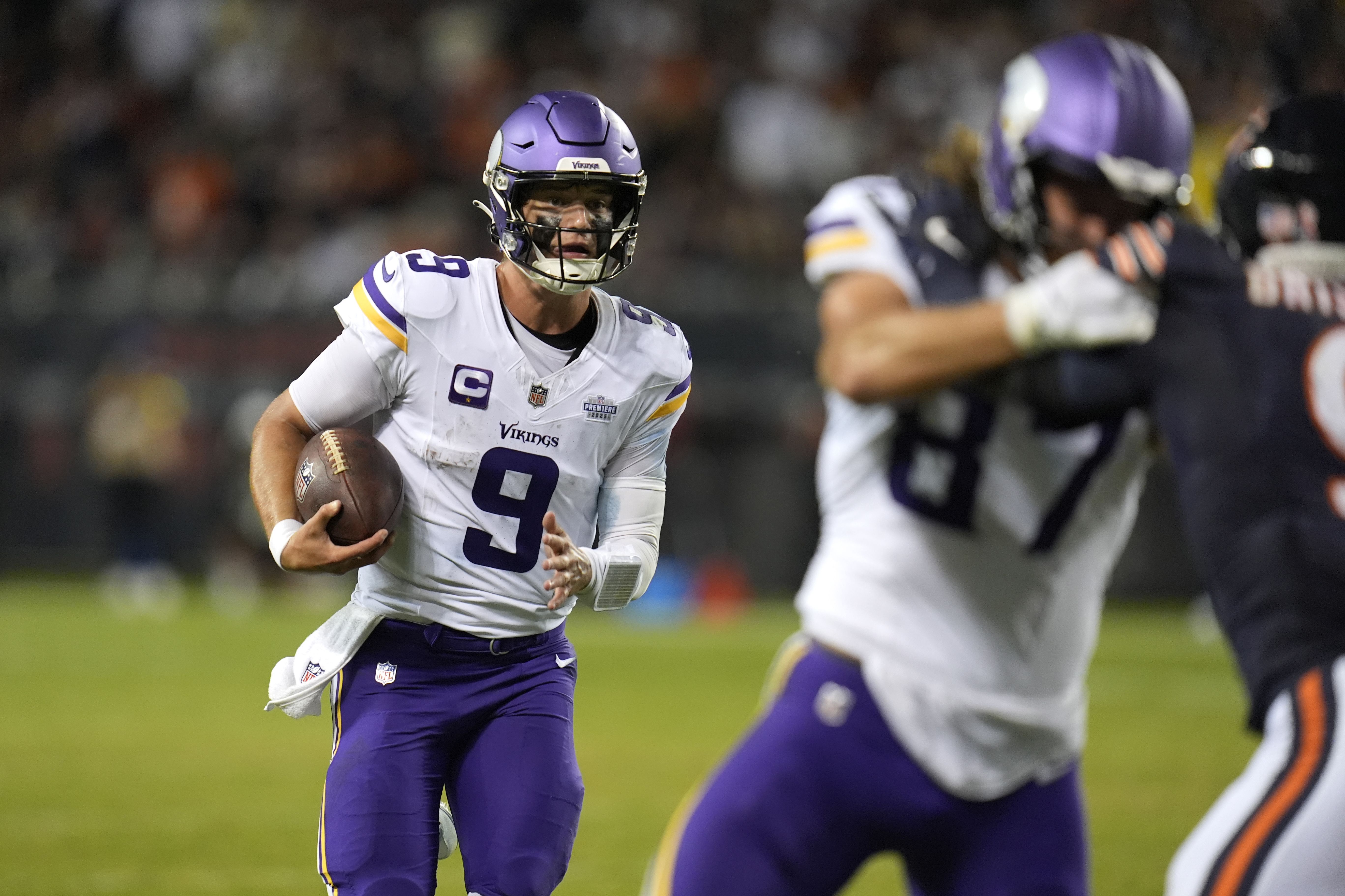 JJ McCarthy leads dramatic fourth-quarter comeback in NFL debut to help Vikings beat division ...