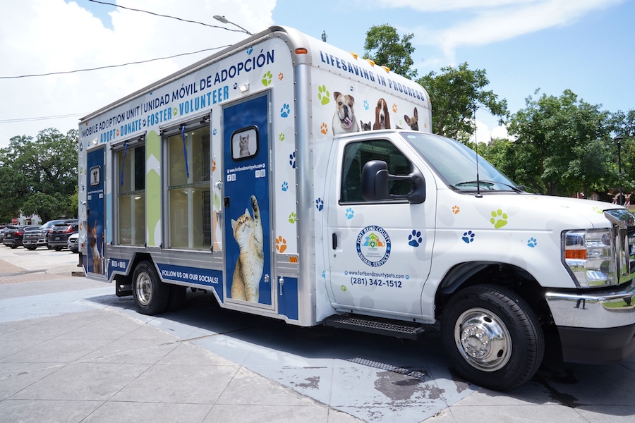 Fort Bend County Launches First-Ever Mobile Pet Adoption Unit | Houston ...